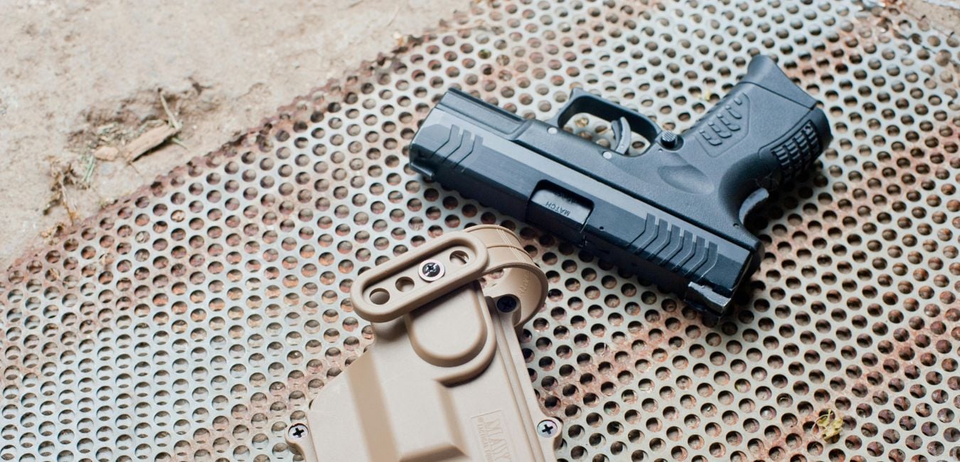 Young Thug Turn Self In To Police For Felony Drug Charge